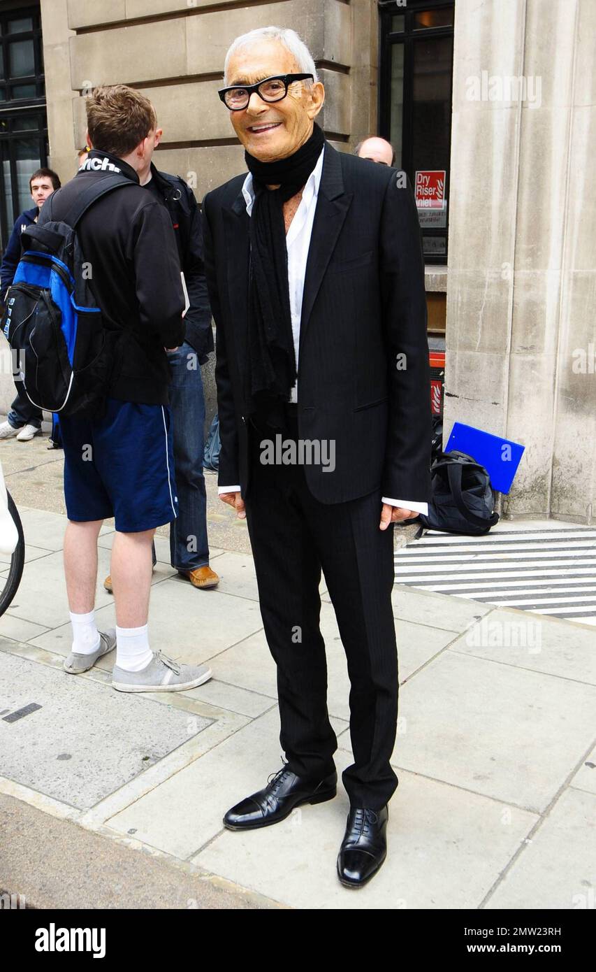 British-born Israeli hairdresser and businessman Vidal Sassoon arrives ...