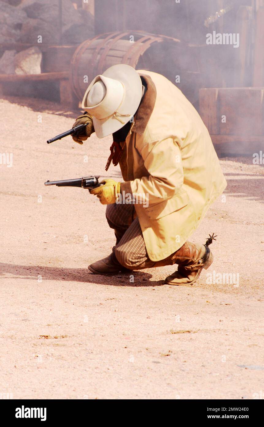 Old west gunfight reenactment Stock Photo - Alamy