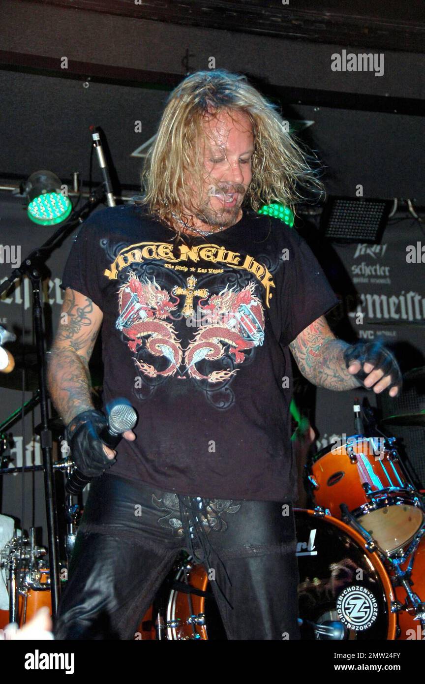 Vince Neil performs at the grand opening of the first Dr. Feelgood's ...