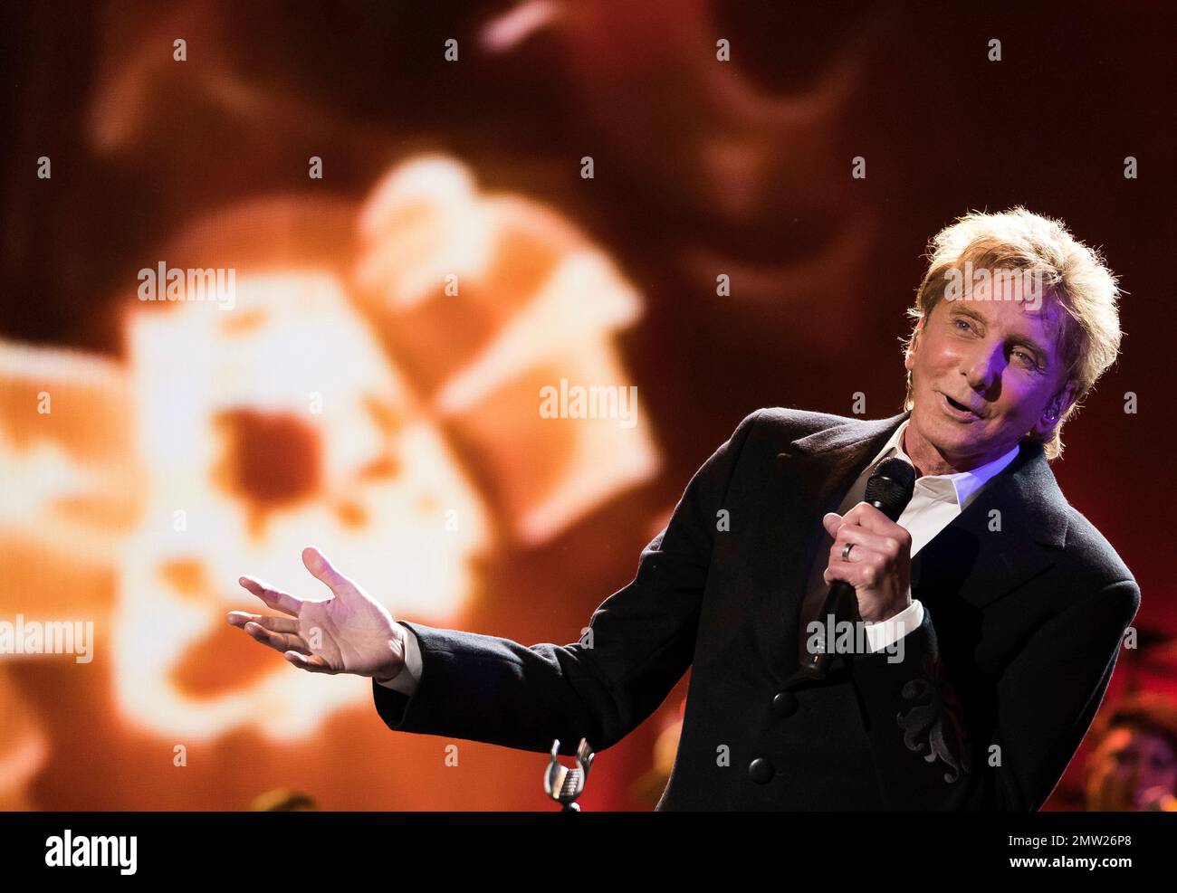 Barry Manilow performs at the world premiere of "Clive Davis: The ...