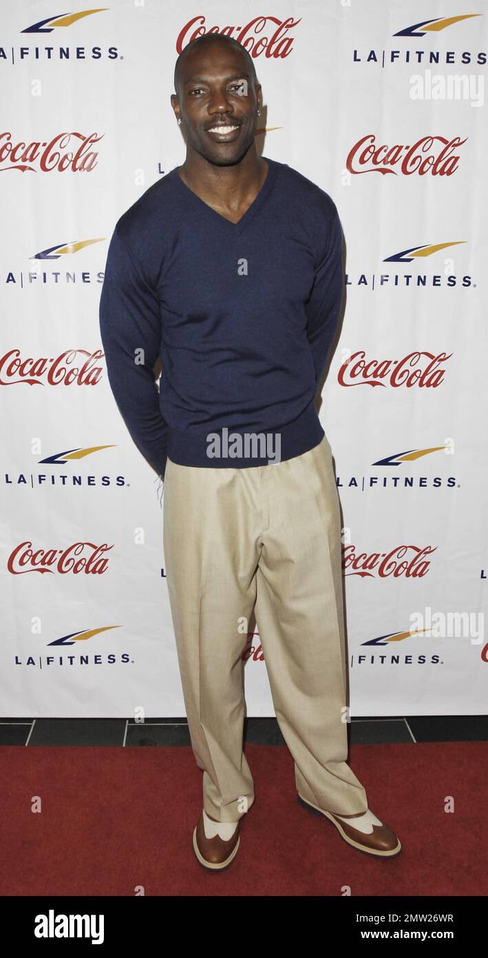 Terrell Owens at the Signature LA Fitness Grand Opening in Woodland ...