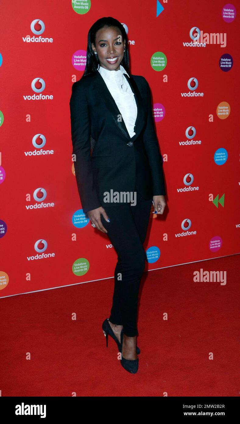US R&B Vocalist Kelly Rowland arrives at the 2008 Vodafone Live Music ...