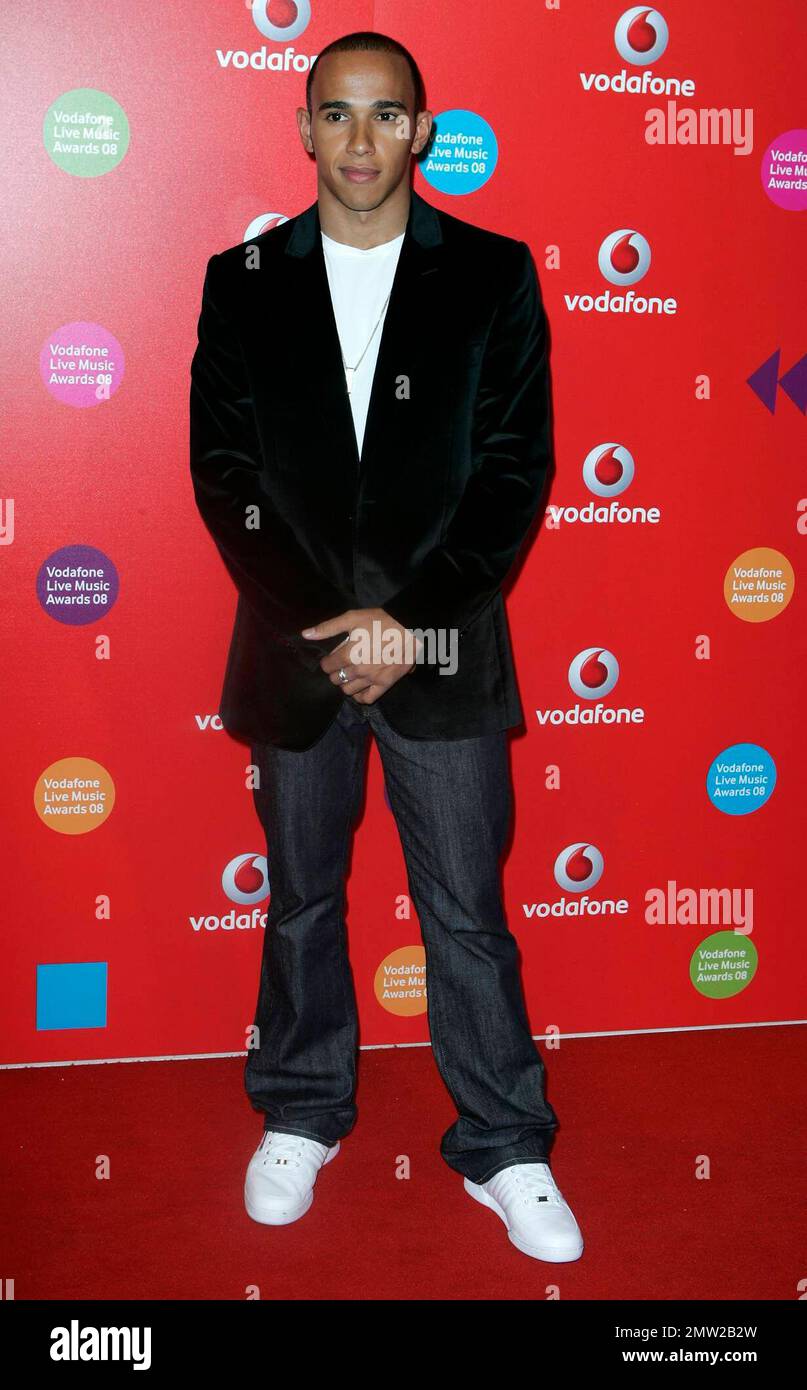 Lewis hamilton arrives for the vodafone live music awards 2008 hi-res ...