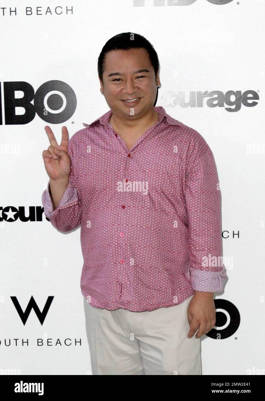 HBO original series "Entourage" star Rex Lee (Lloyd) unveils the ...