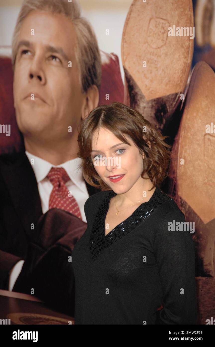 Jenny Mollen attends the world premiere of Oliver Stone's controversial ...