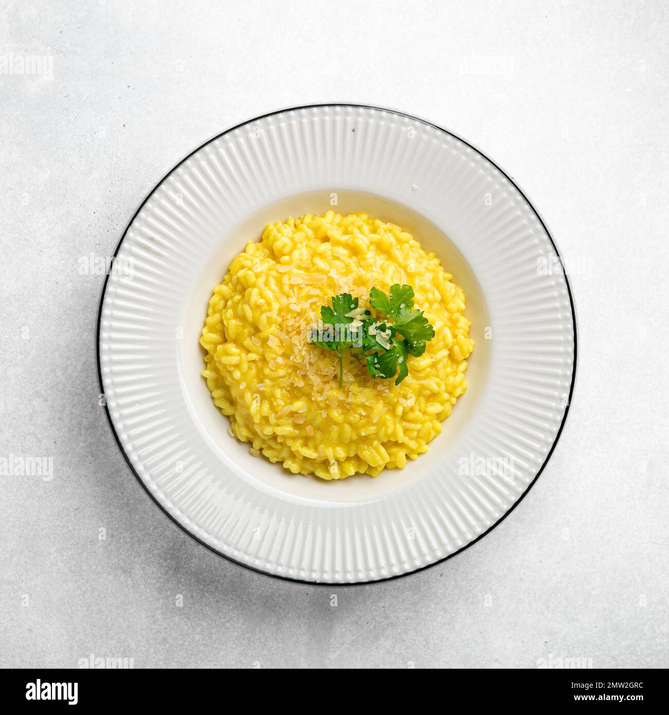 Risotto alla milanese Stock Photo - Alamy