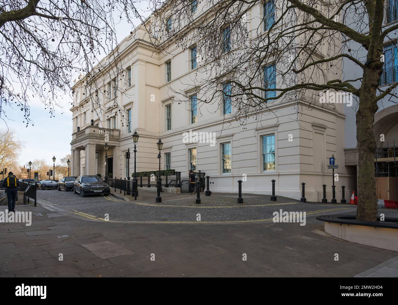 Exterior of The Lanesborough, an Oetker Collection 5 star luxury hotel ...