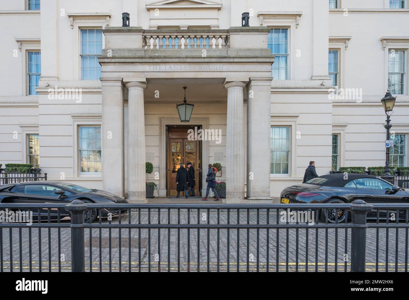 Main entrance of The Lanesborough, an Oetker Collection 5 star luxury ...