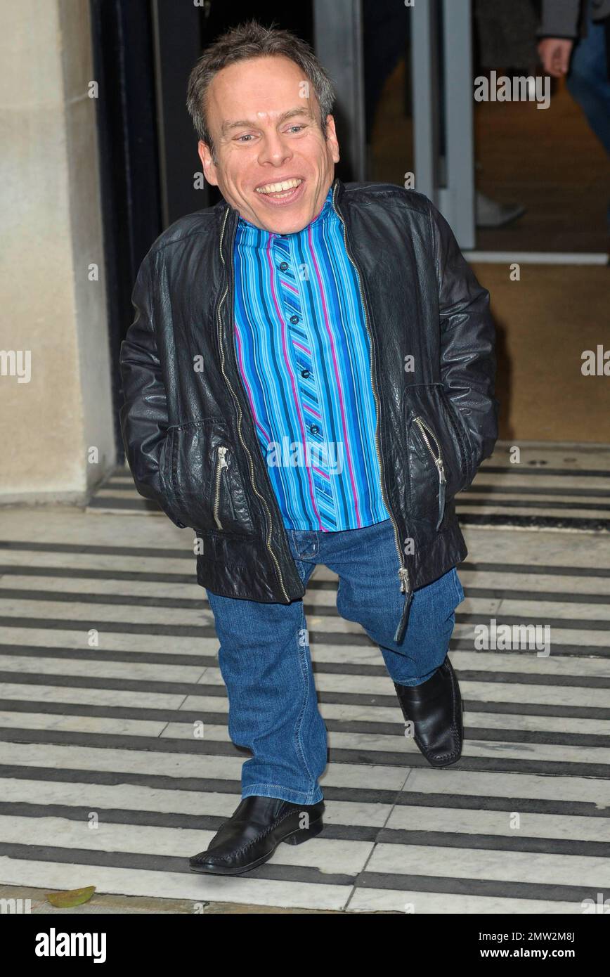 "Harry Potter" and "The Sorcerer's Stone" actor Warwick Davis was ...