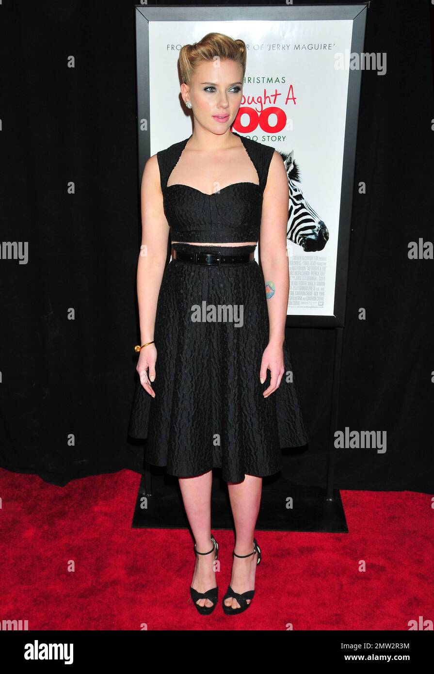 Scarlett Johansson at the premiere of "We Bought a Zoo" at the Ziegfeld ...