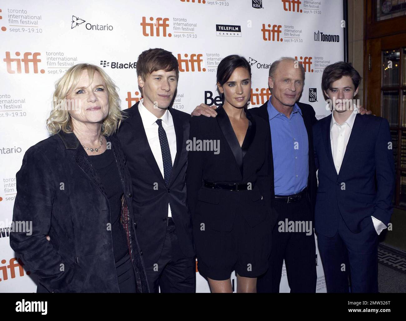 Amy Madigan, Dustin Lance Grabeel, Jennifer Connelly, Ed Harris and ...