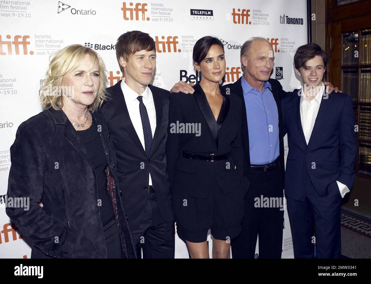 Amy Madigan, Dustin Lance Grabeel, Jennifer Connelly, Ed Harris and ...