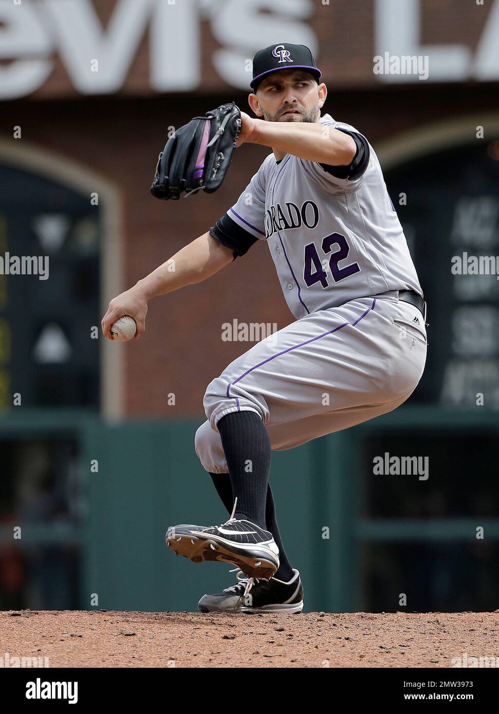 Colorado Rockies pitcher Tyler Chatwood throws against the San ...
