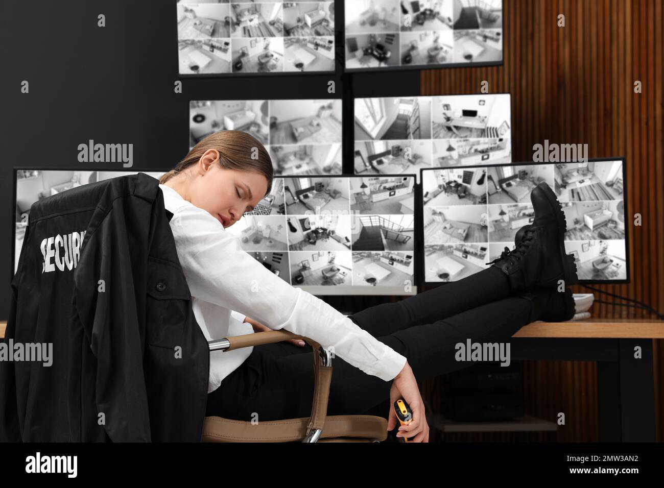 Office room duty monitor hi-res stock photography and images - Alamy