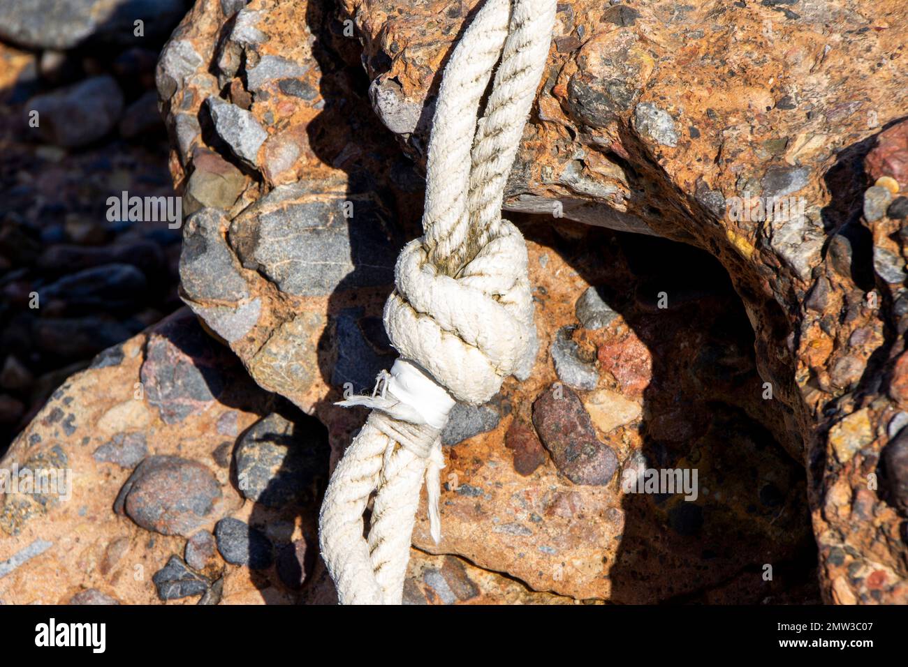 Laying on the rocks hi-res stock photography and images - Alamy