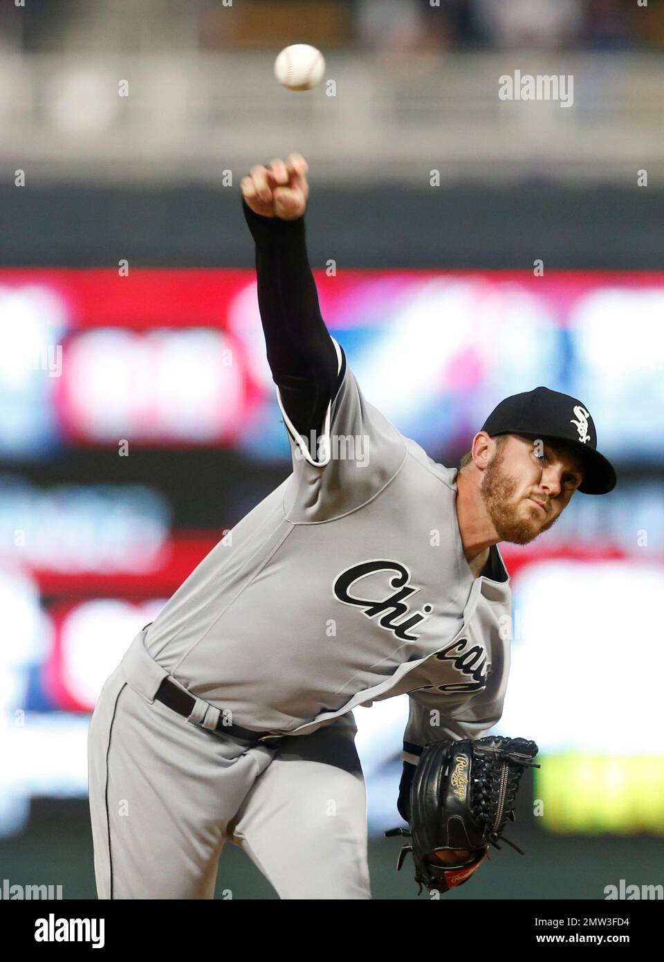 Chicago White Sox pitcher Dylan Covey throws against the Minnesota ...