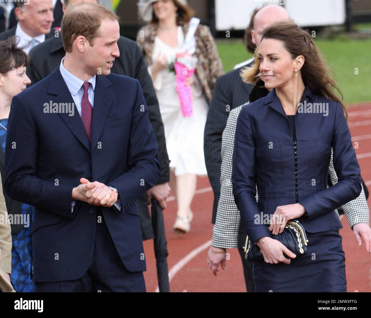 Kate middleton red suit hi-res stock photography and images - Alamy