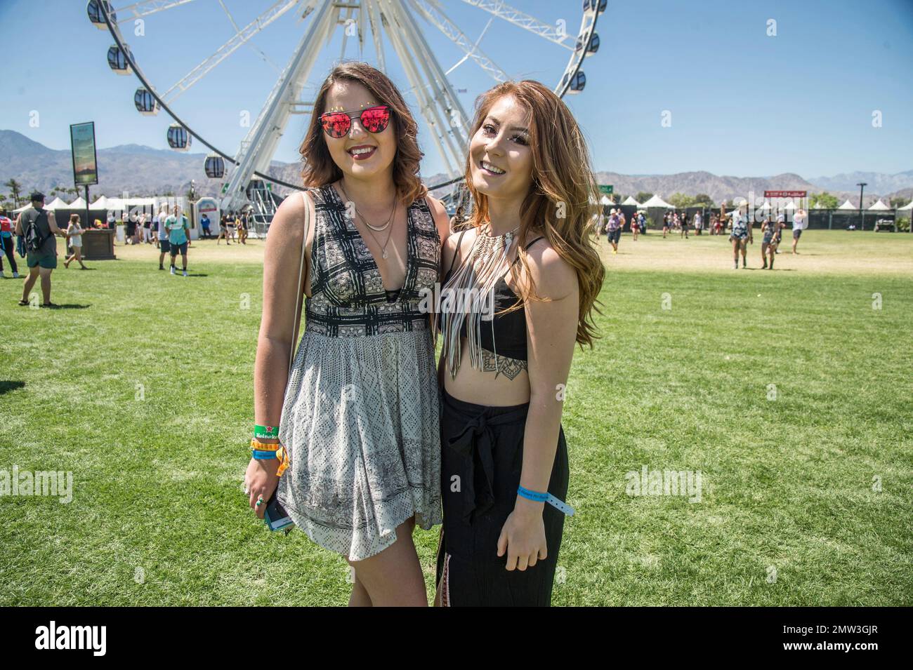 Festival goers, Claudia Merzweiler, left, and Hanor Troxel pose at ...