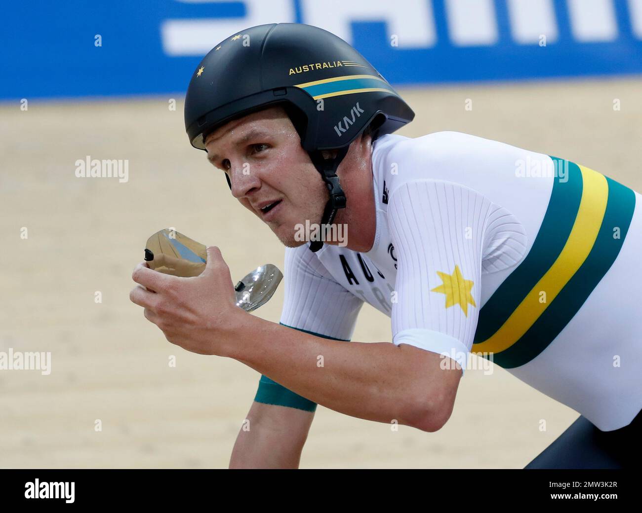 Australia's Jordan Kerby celebrates after winning the men's individual ...