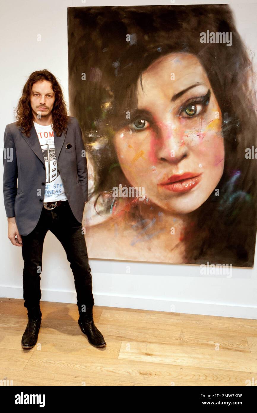 Amy robertson hi-res stock photography and images - Alamy