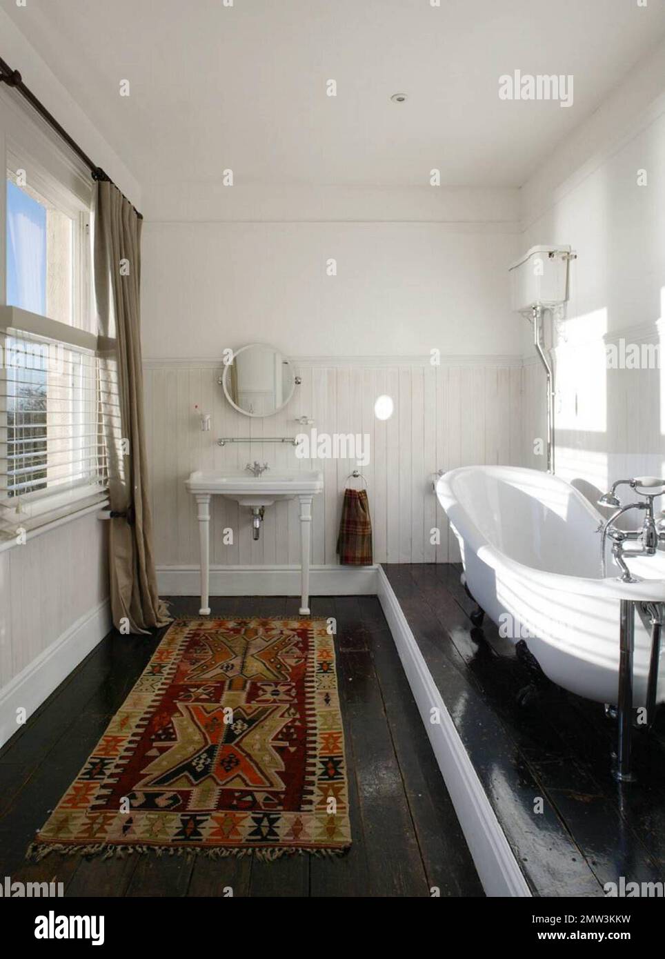 Exclusive!! This is the rehab center troubled singer Amy Winehouse ...