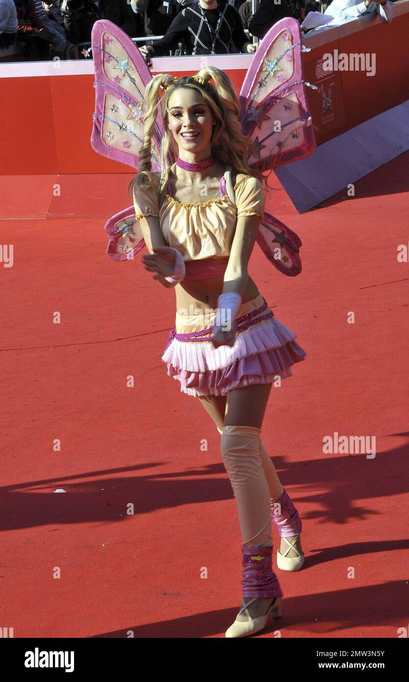 Cast walk the red carpet at the "Winx Club 3D" premiere at the Rome ...