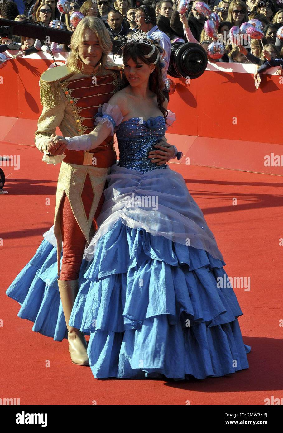 Cast walk the red carpet at the "Winx Club 3D" premiere at the Rome ...