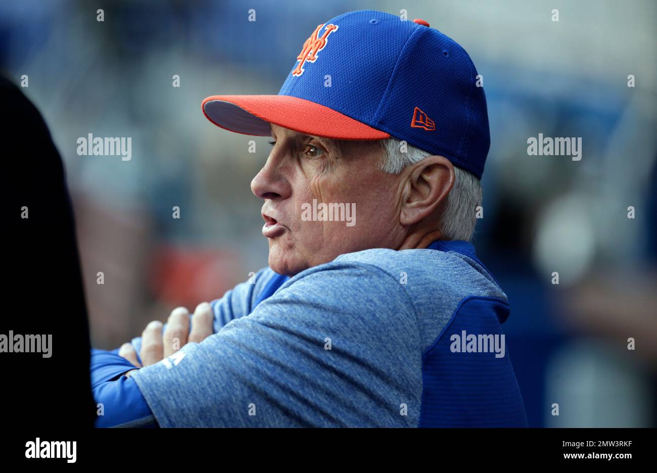 New York Mets manager Terry Collins stands in the dugout during batting ...