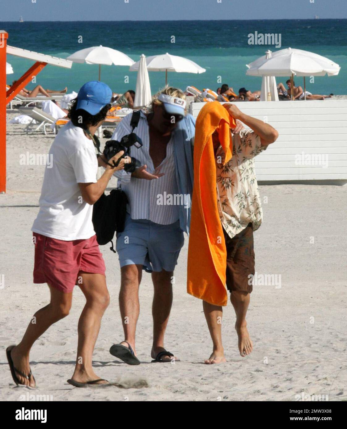 Exclusive!! Woody Harrelson hits Miami Beach for some sunbathing and ...