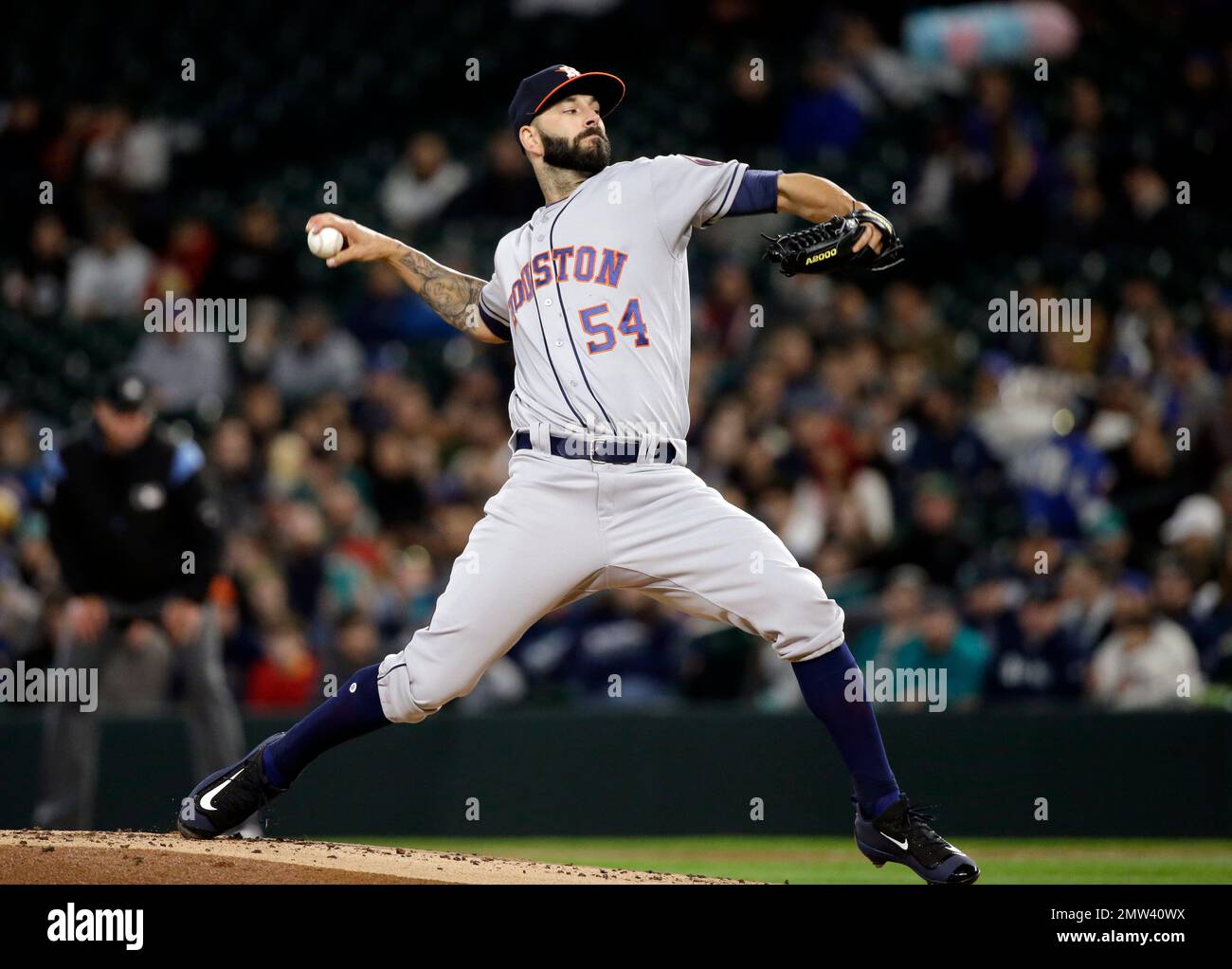 Houston Astros starting pitcher Mike Fiers in action against the ...
