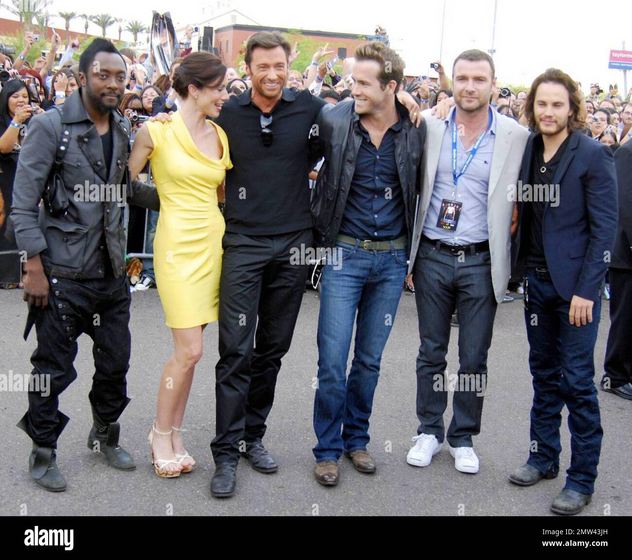 Hugh Jackman, Ryan Reynolds, Taylor Kitsch, Liev Schreiber, Lynn ...