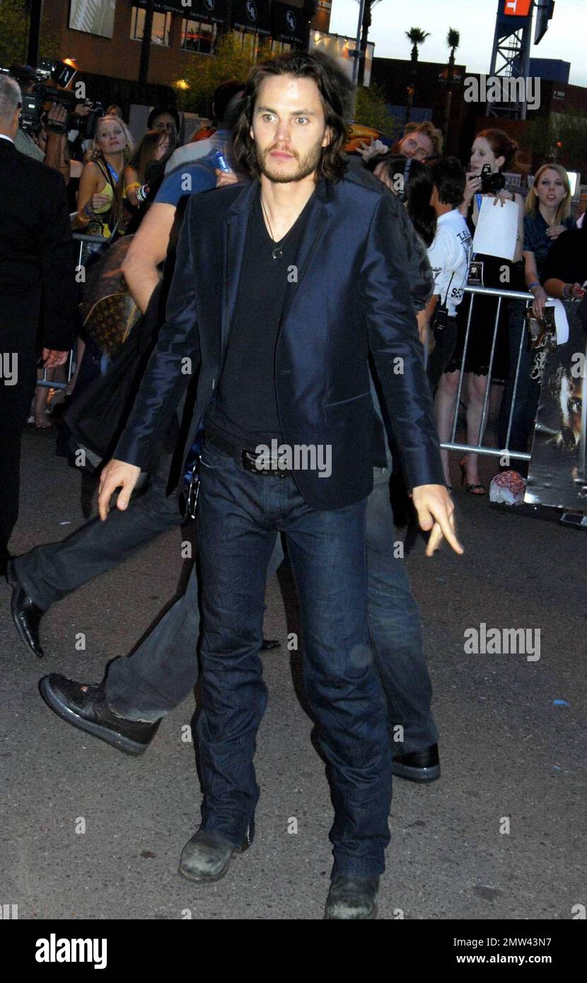 Taylor Kitsch attends the world premiere of "X-Men Origins: Wolverine ...