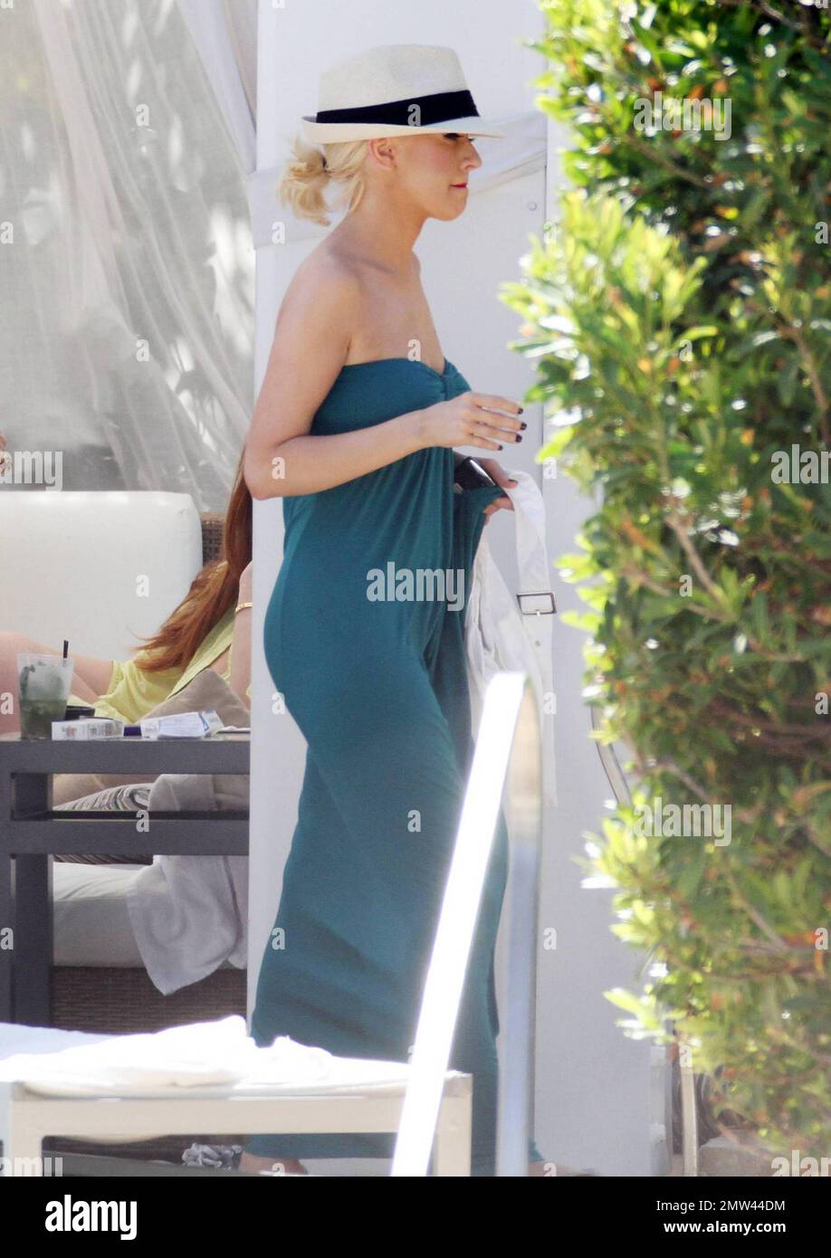 Christina Aguilera joins good pal Simone Harouche poolside at the ...