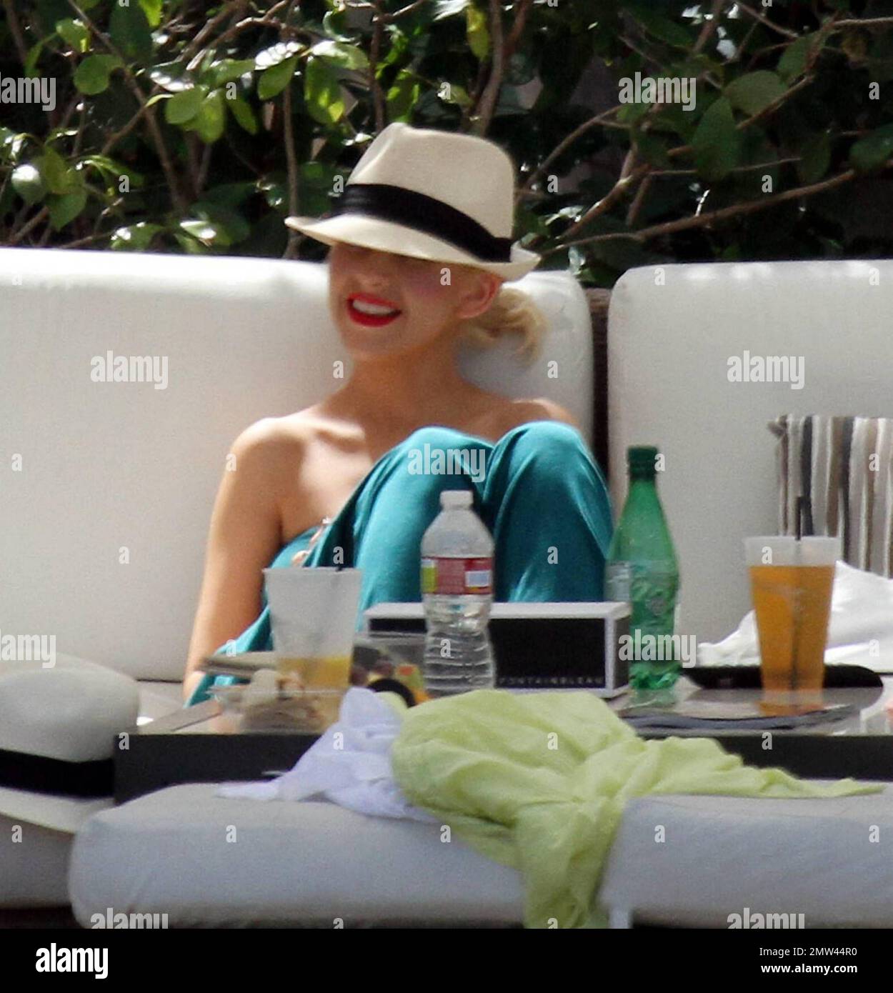 Christina Aguilera joins good pal Simone Harouche poolside at the ...