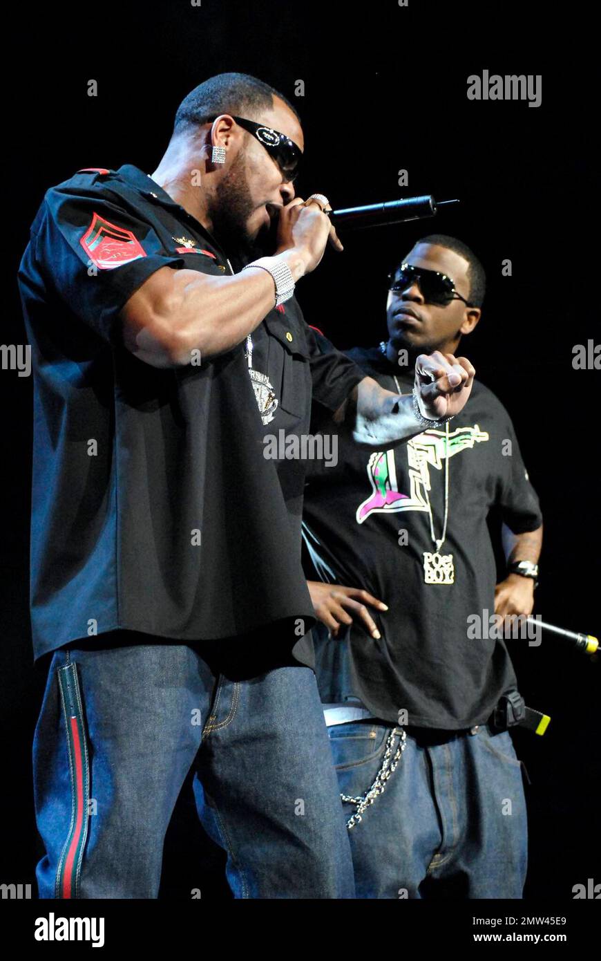 Flo Rida performs live as part of the Y100 Jingle Ball at Bank Atlantic ...