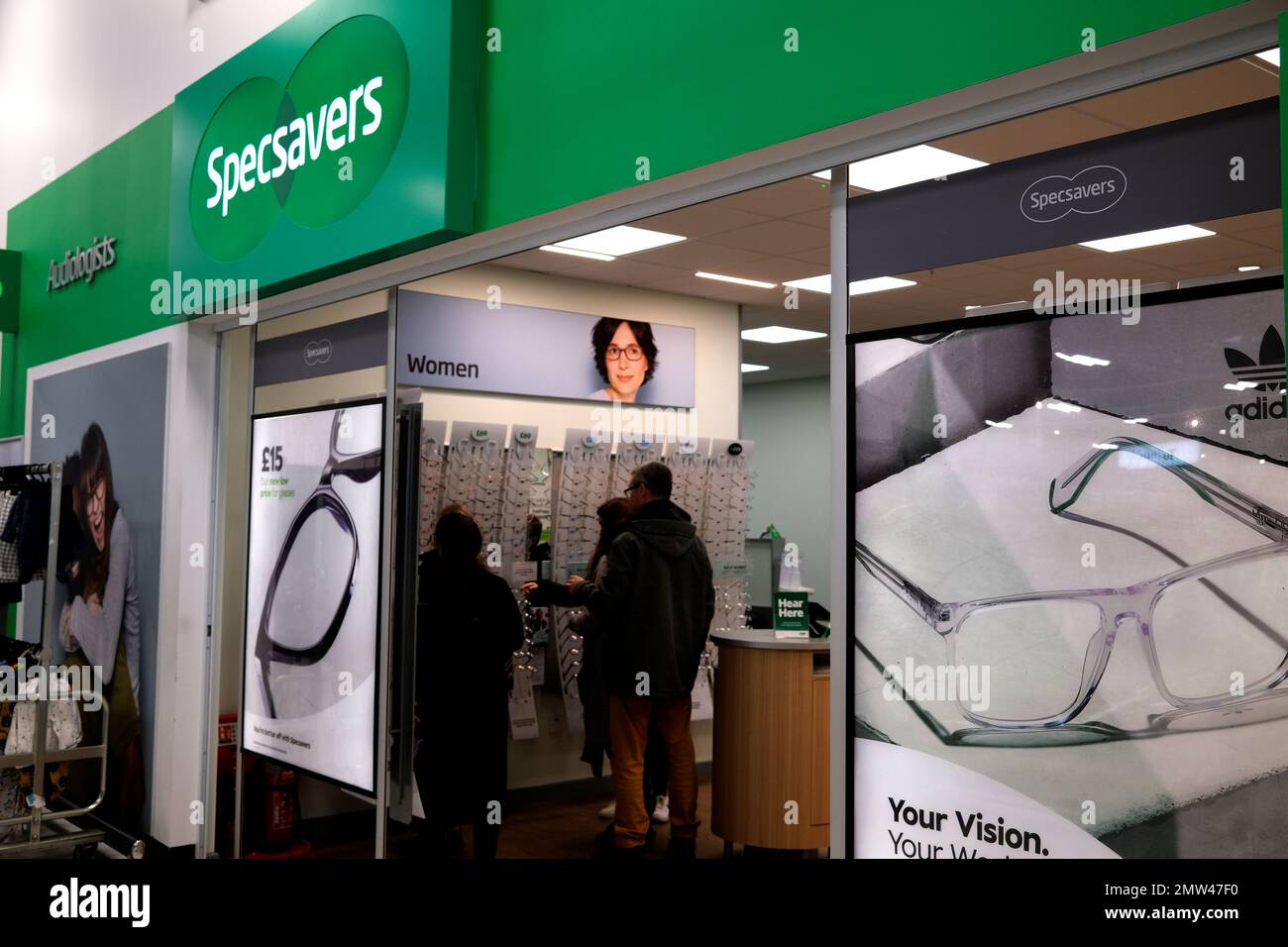 Reading sainsburys hi-res stock photography and images - Alamy