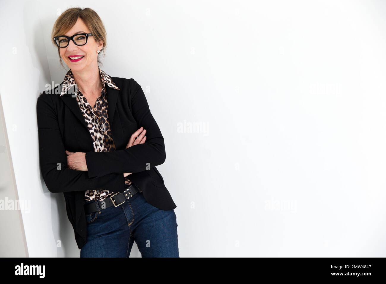 Allison Janney poses for a portrait in promotion of "Six Degrees of ...