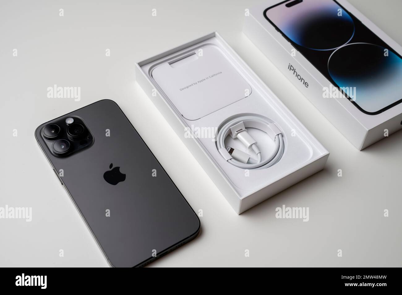 Apple iPhone 14 Pro Max, Space Black, smartphone with 3 cameras ...