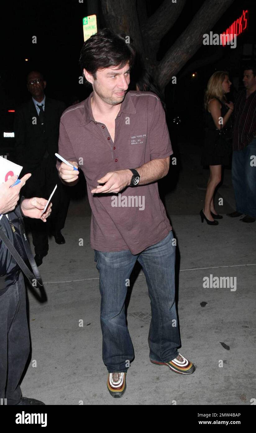 "Scrubs" star Zach Braff signs autographs outside the nightclub Guys ...
