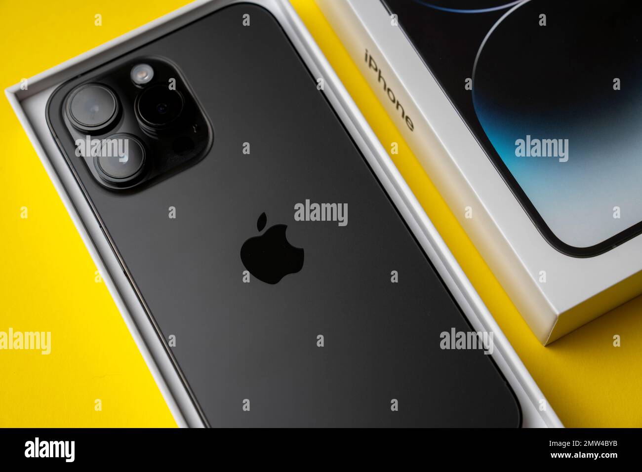 Apple iPhone 14 Pro Max, Space Black, Smartphone with 3 cameras unboxed ...