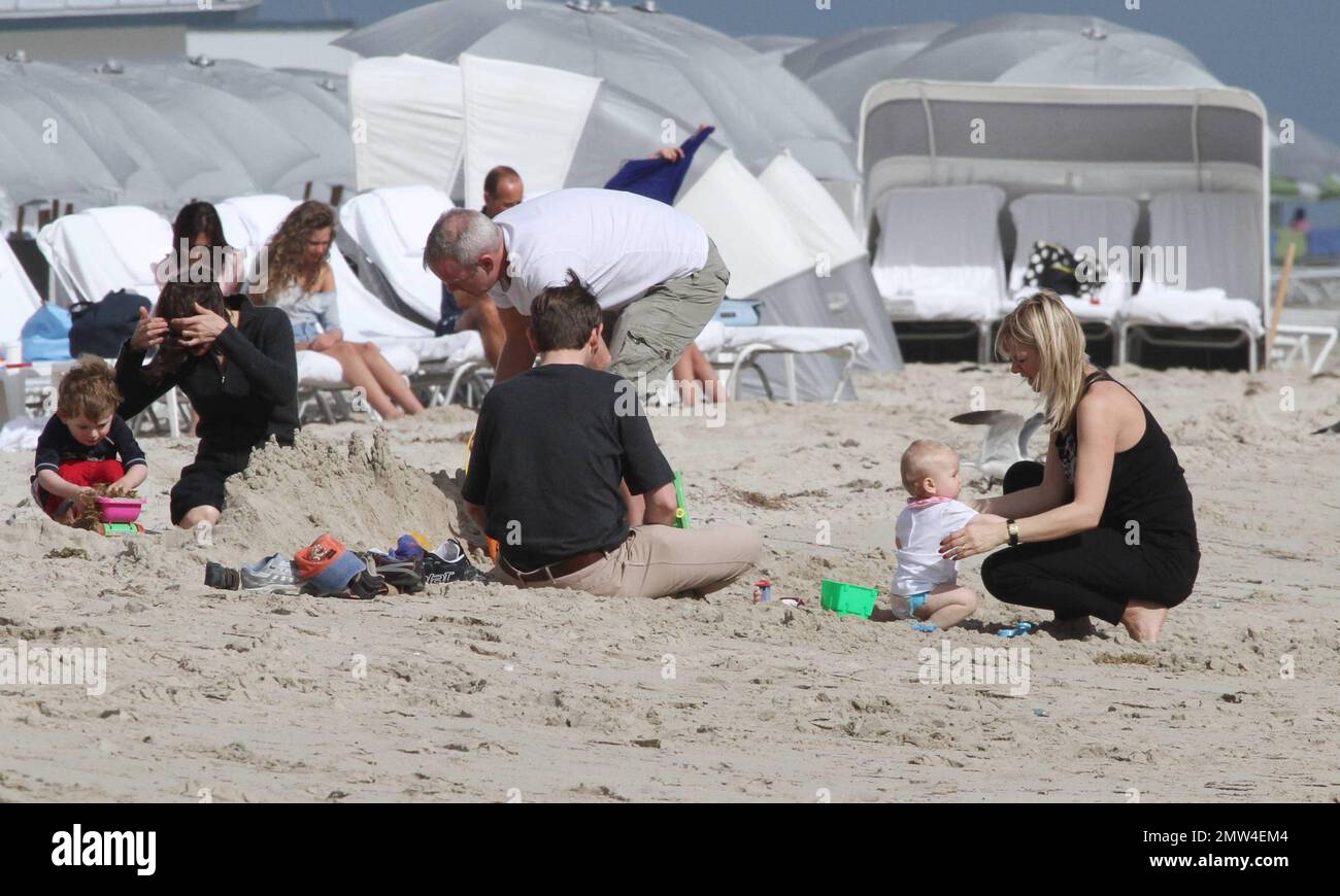 Zoe ball and nelly cook hi-res stock photography and images - Alamy