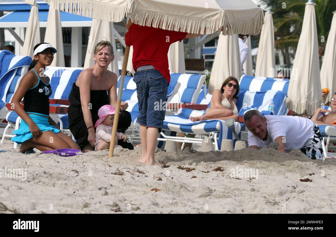 Zoe Ball and her husband Norman Cook (aka Fatboy Slim) spend a family ...