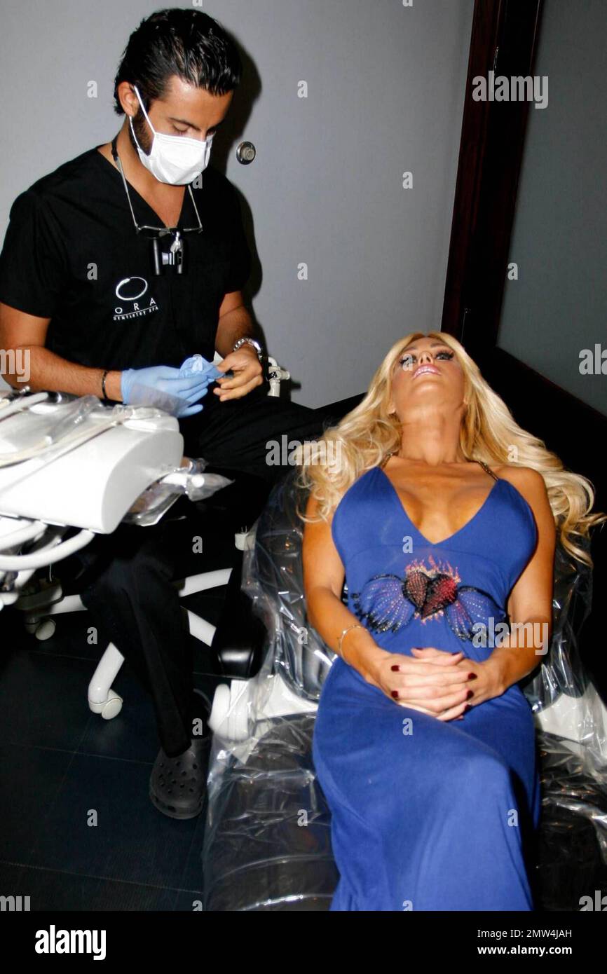 Exclusive!! Shauna Sands has a diamond put into her tooth by Sam D ...