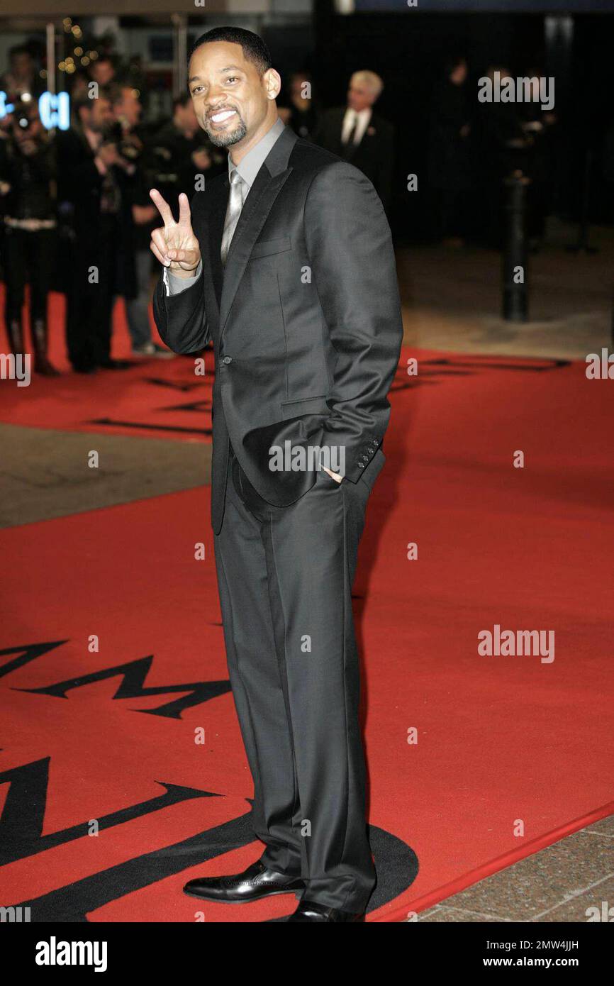 Will Smith attending the UK premiere of his new film "I Am Legend ...