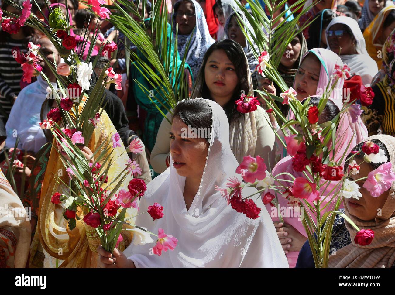 Pakistani Christian women attend a Palm Sunday mass in St. Anthony ...