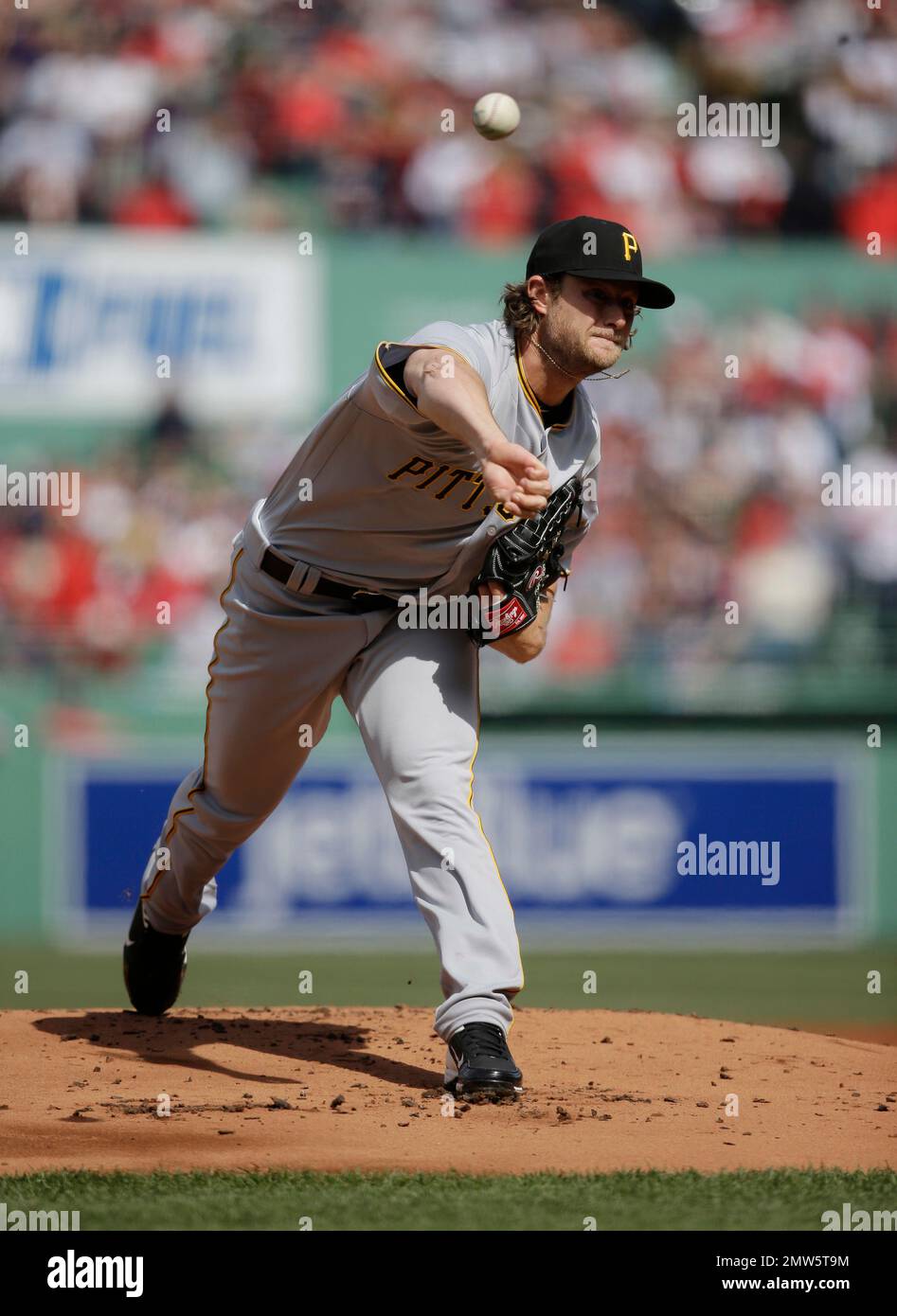 Pittsburgh Pirates starting pitcher Gerrit Cole delivers to the plate ...
