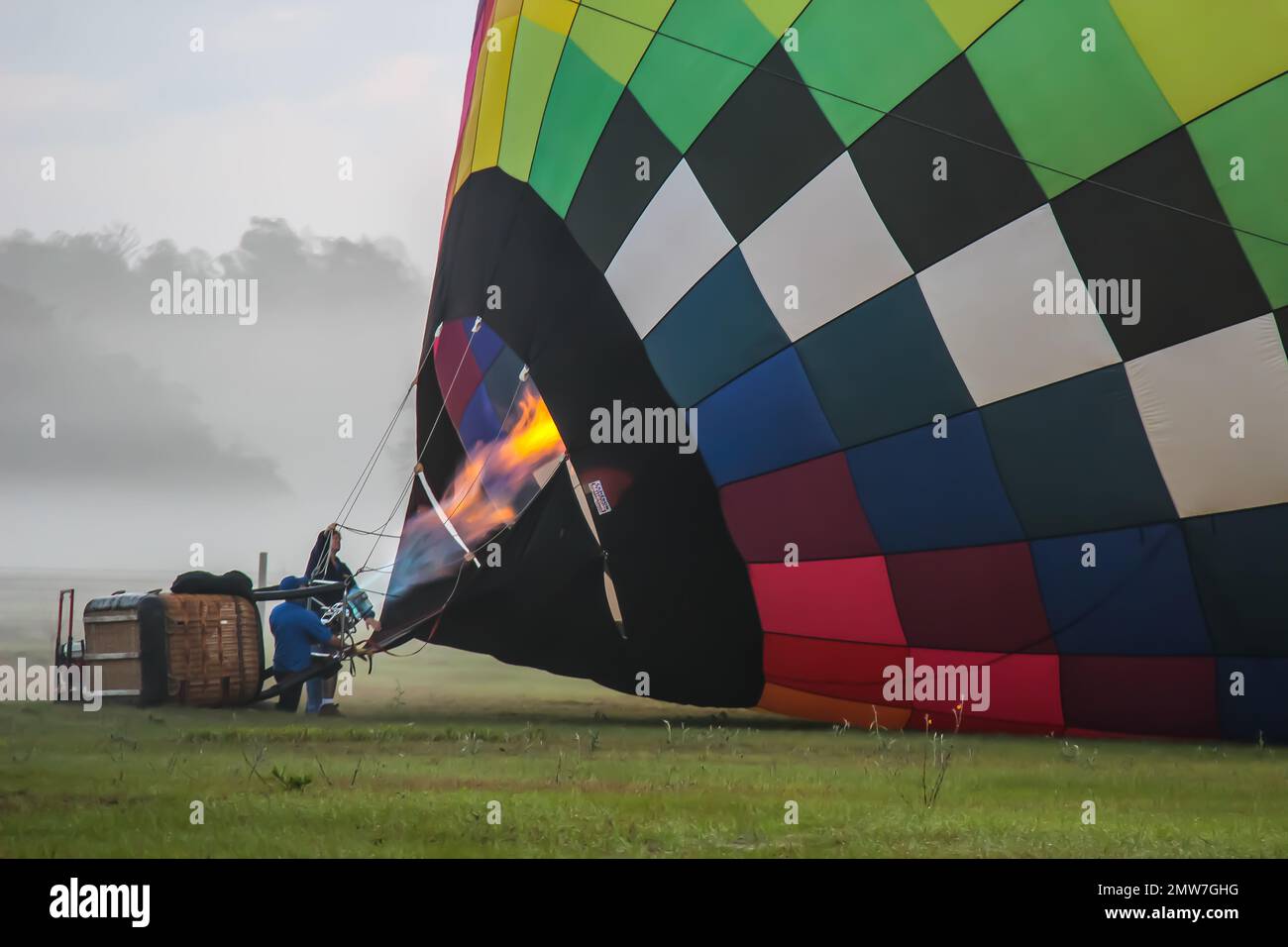 Process of inflating a balloon hi-res stock photography and images - Alamy