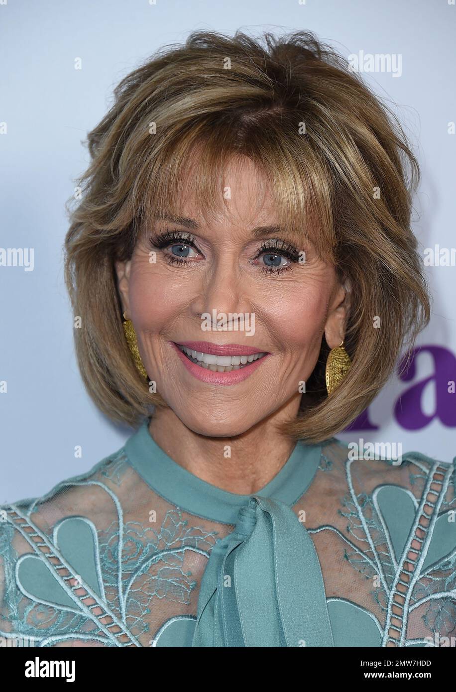 Jane Fonda arrives at the Los Angeles premiere of "Grace and Frankie ...