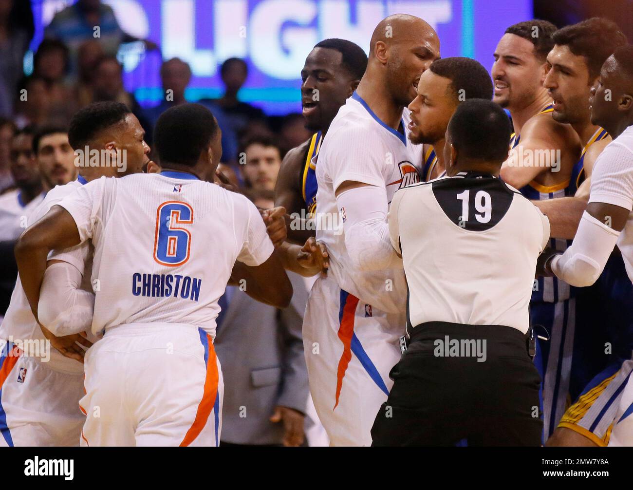 From left, Oklahoma City Thunder guard Russell Westbrook and guard ...