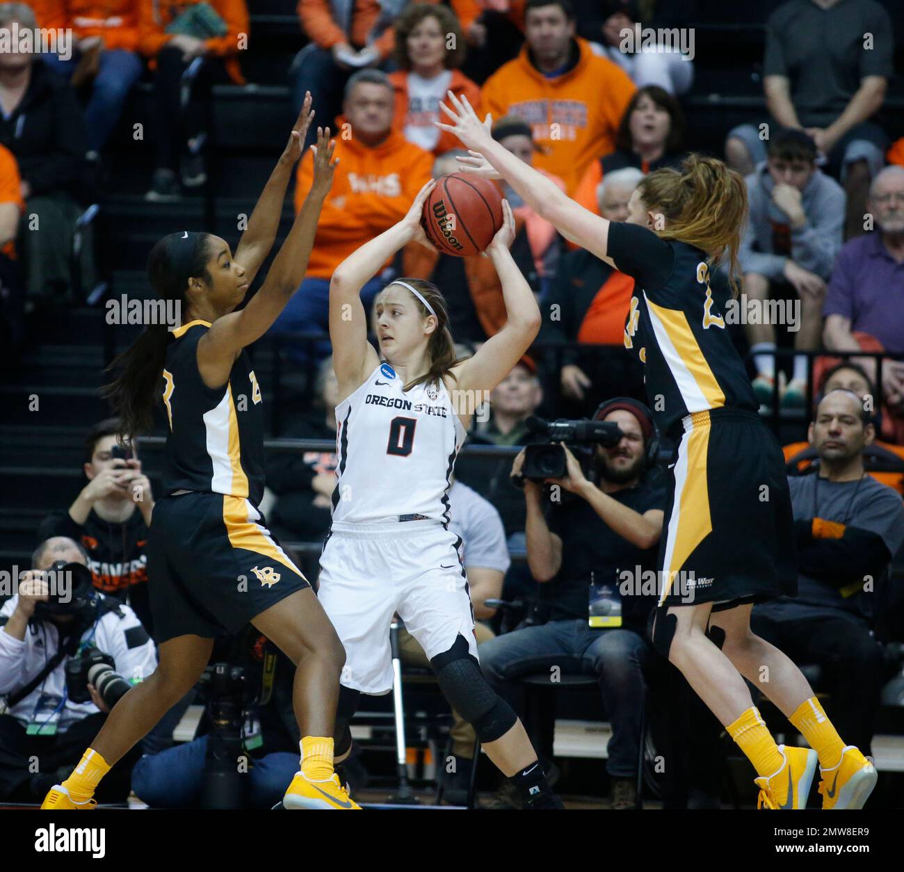 Oregon State's Mikayla Pivec (0) gets double teamed by Long Beach State ...